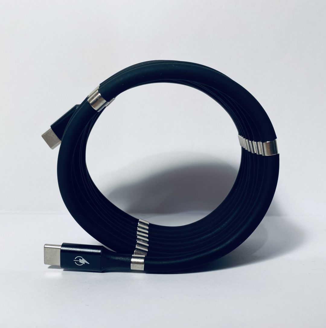 ClickCablez- Self Coil Power Cable Review - What Gadget