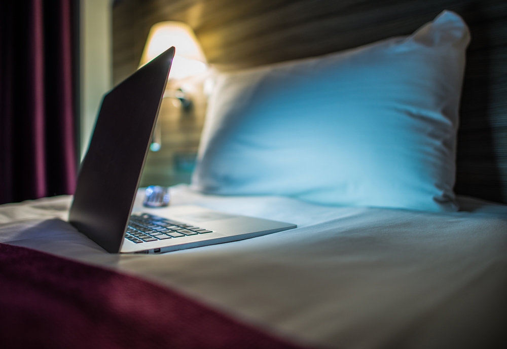 Reducing screen time is key to improving sleep, experts reveal - What ...