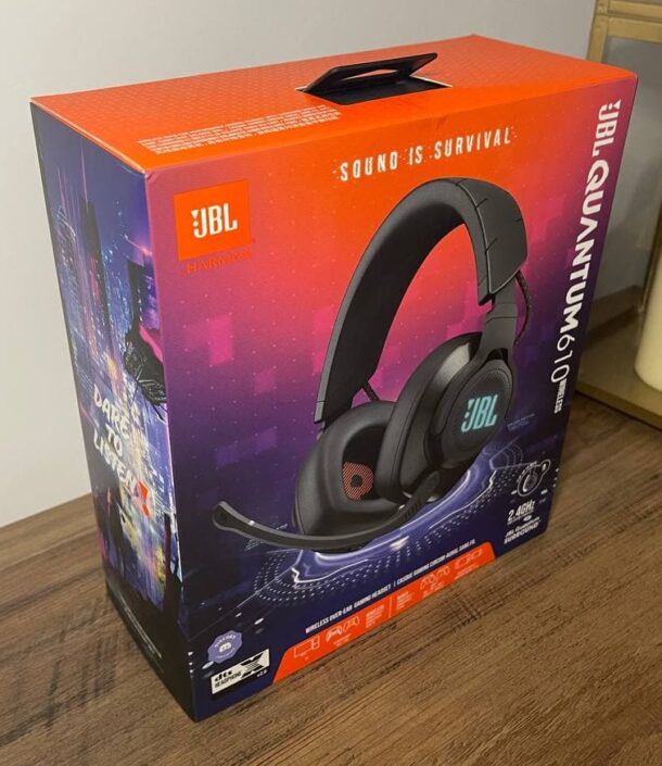 JBL Quantum 610 Wireless Gaming Headphones Review - What Gadget