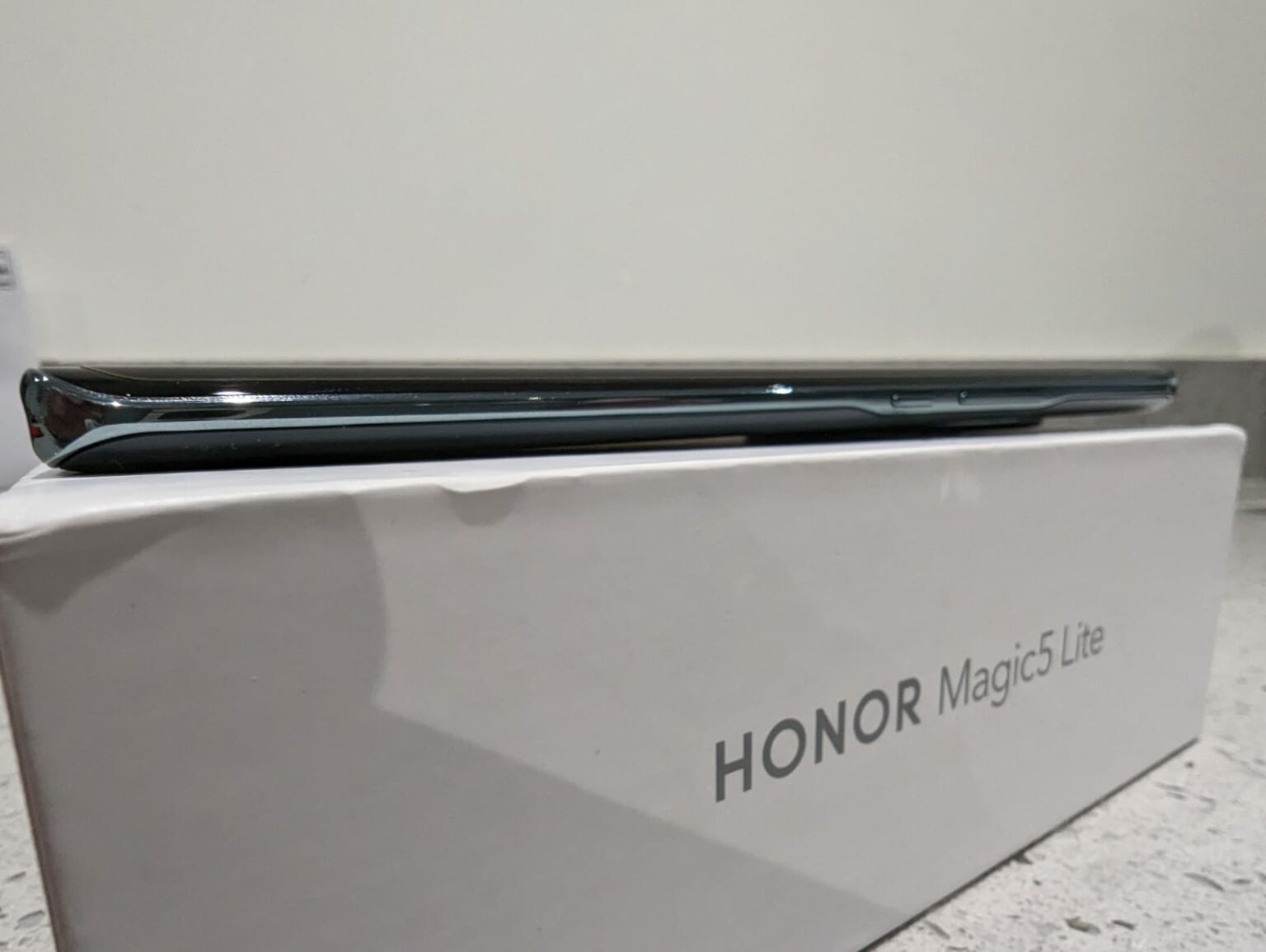 Honor Magic 5 Lite review - What Gadget