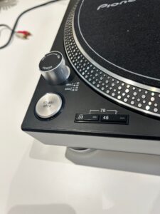 Pioneer DJ PLX-500 Turntable Review - What Gadget