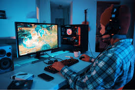 How Technology is Elevating the Online Gaming Experience - What Gadget
