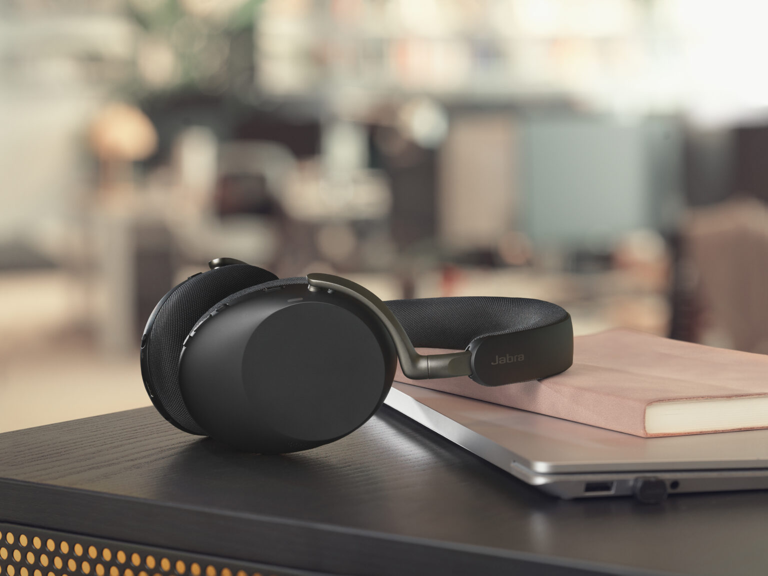 Jabra Evolve 3 85 Review- Headphones For The Modern Worker - What Gadget