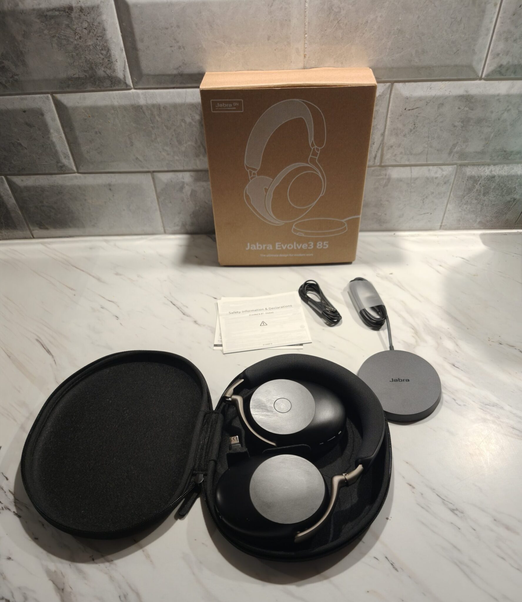 Jabra Evolve 3 85 Review- Headphones For The Modern Worker - What Gadget